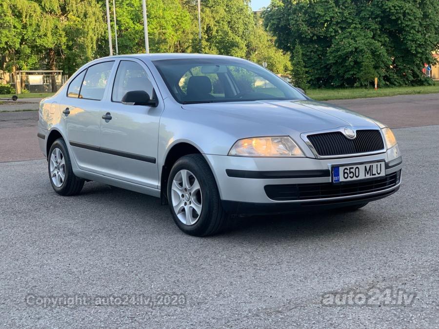 Pelēks Skoda Octavia 2009 Tallina, ar dzinēja tilpumu 1.60 L un nobraukumu 231 tūkst. km par 1999 €, foto 3 vietnē AUTOMOTO.COM.LV