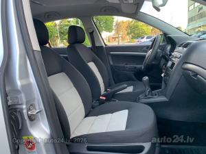 Pelēks Skoda Octavia 2009 Tallina, ar dzinēja tilpumu 1.60 L un nobraukumu 231 tūkst. km par 1999 €, foto 14 vietnē AUTOMOTO.COM.LV