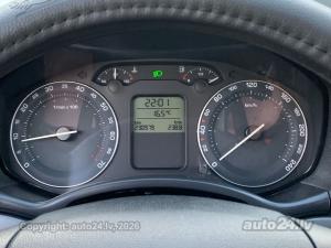 Pelēks Skoda Octavia 2009 Tallina, ar dzinēja tilpumu 1.60 L un nobraukumu 231 tūkst. km par 1999 €, foto 17 vietnē AUTOMOTO.COM.LV