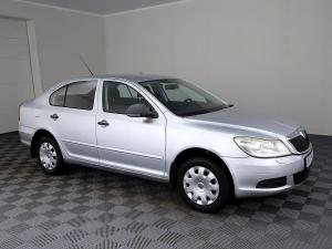 Серый Шкода Октавия 2009 в Таллин, объемом двигателя 1.60 л и пробегом 384 тыс. км за 1099 €, фото 9 на AUTOMOTO.COM.LV