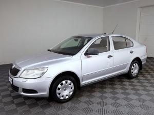 Серый Шкода Октавия 2009 в Таллин, объемом двигателя 1.60 л и пробегом 384 тыс. км за 1099 €, фото 10 на AUTOMOTO.COM.LV