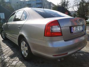 Grey Skoda Octavia 2009 in Vilnius, with an engine capacity of 1.90 L and mileage of 332 thousand km for 3450 €, photo 21 on AUTOMOTO.COM.LV