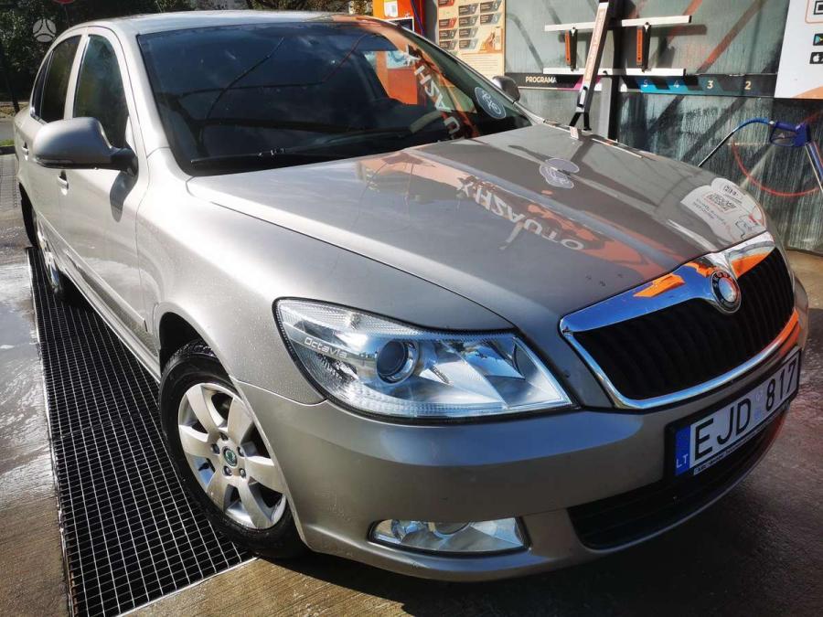 Grey Skoda Octavia 2009 in Vilnius, with an engine capacity of 1.90 L and mileage of 332 thousand km for 3450 €, photo 23 on AUTOMOTO.COM.LV