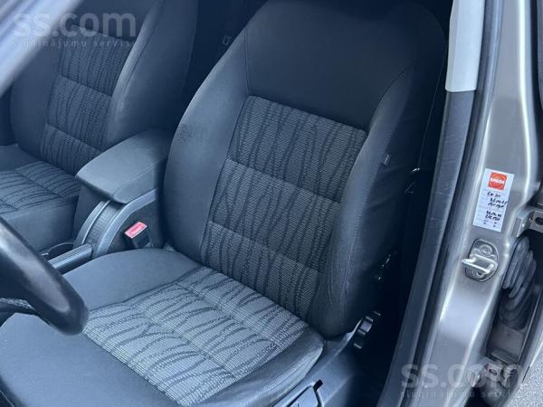 Pelēks Skoda Octavia 2010 Rīga, ar dzinēja tilpumu 1.80 L un nobraukumu 192 tūkst. km par 4750 €, foto 11 vietnē AUTOMOTO.COM.LV