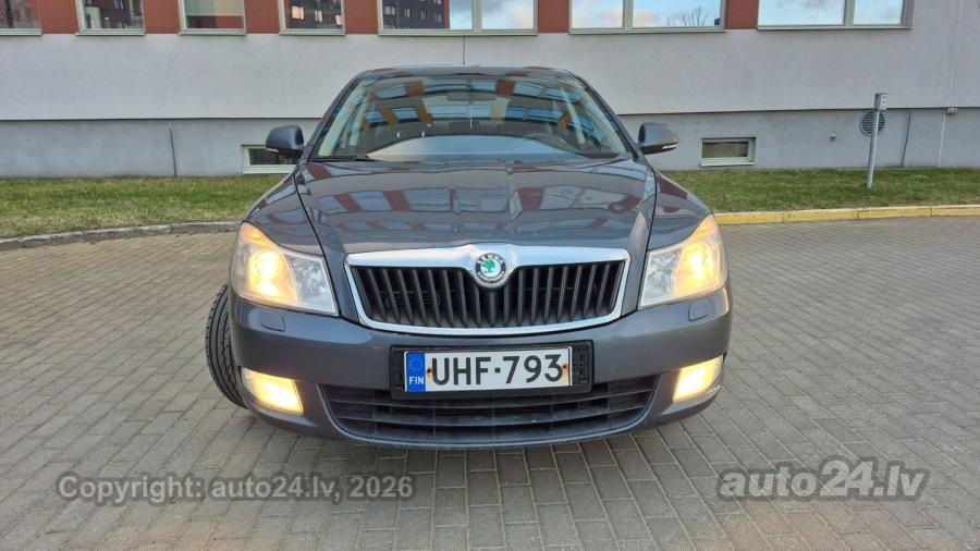 Pelēks Skoda Octavia 2010 Tartu, ar dzinēja tilpumu 1.60 L un nobraukumu 349 tūkst. km par 3490 €, foto 6 vietnē AUTOMOTO.COM.LV