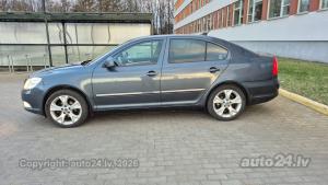 Pelēks Skoda Octavia 2010 Tartu, ar dzinēja tilpumu 1.60 L un nobraukumu 349 tūkst. km par 3490 €, foto 7 vietnē AUTOMOTO.COM.LV