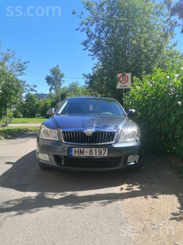 Grey Skoda Octavia 2010 in Riga, with an engine capacity of 1.80 L and mileage of 230 thousand km for 3300 €, photo 3 on AUTOMOTO.COM.LV