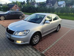 Pelēks Skoda Octavia 2010 Kauņa, ar dzinēja tilpumu 1.90 L un nobraukumu 270 tūkst. km par 1850 €, foto 3 vietnē AUTOMOTO.COM.LV