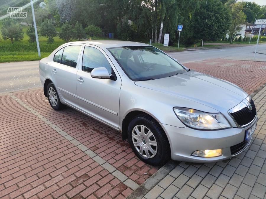 Pelēks Skoda Octavia 2010 Kauņa, ar dzinēja tilpumu 1.90 L un nobraukumu 270 tūkst. km par 1850 €, foto 4 vietnē AUTOMOTO.COM.LV