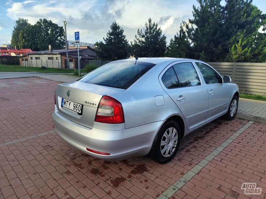 Pelēks Skoda Octavia 2010 Kauņa, ar dzinēja tilpumu 1.90 L un nobraukumu 270 tūkst. km par 1850 €, foto 5 vietnē AUTOMOTO.COM.LV