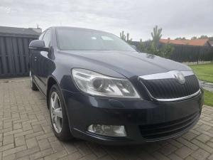 Grey Skoda Octavia 2010 in Panevezys, with an engine capacity of 1.60 L and mileage of 320 thousand km for 2699 €, photo  on AUTOMOTO.COM.LV