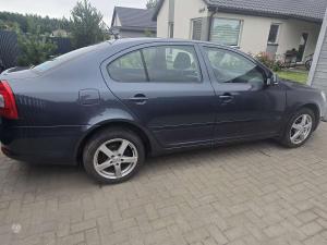 Grey Skoda Octavia 2010 in Panevezys, with an engine capacity of 1.60 L and mileage of 320 thousand km for 2699 €, photo 5 on AUTOMOTO.COM.LV