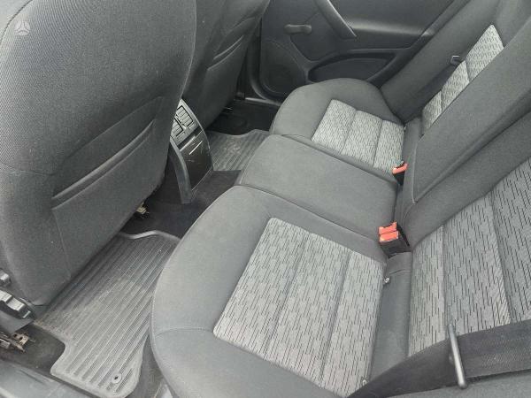 Pelēks Skoda Octavia 2010 Panevēža, ar dzinēja tilpumu 1.60 L un nobraukumu 320 tūkst. km par 2699 €, foto 10 vietnē AUTOMOTO.COM.LV
