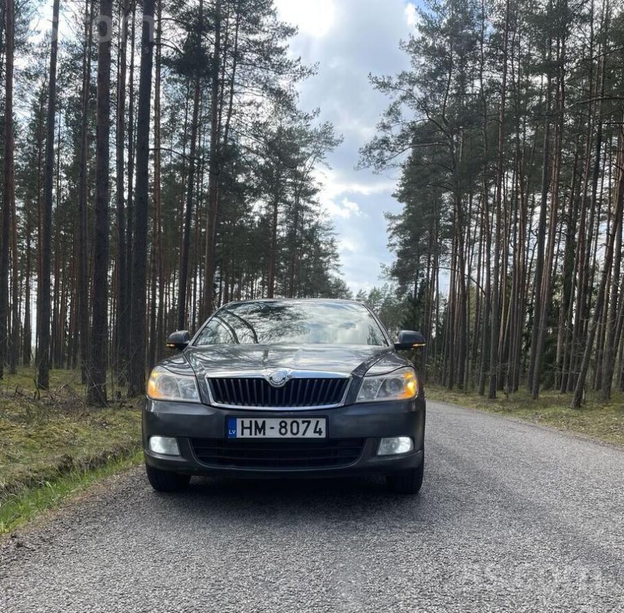 Pelēks Skoda Octavia 2010 Rīga, ar dzinēja tilpumu 1.80 L un nobraukumu 440 tūkst. km par 2250 €, foto 1 vietnē AUTOMOTO.COM.LV