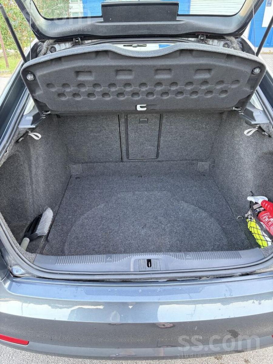 Pelēks Skoda Octavia 2010 Rīga, ar dzinēja tilpumu 1.80 L un nobraukumu 440 tūkst. km par 2250 €, foto 7 vietnē AUTOMOTO.COM.LV