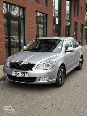 Pelēks Skoda Octavia 2011 Klaipėda, ar dzinēja tilpumu 1.40 L un nobraukumu 122 tūkst. km par 5700 €, foto  vietnē AUTOMOTO.COM.LV