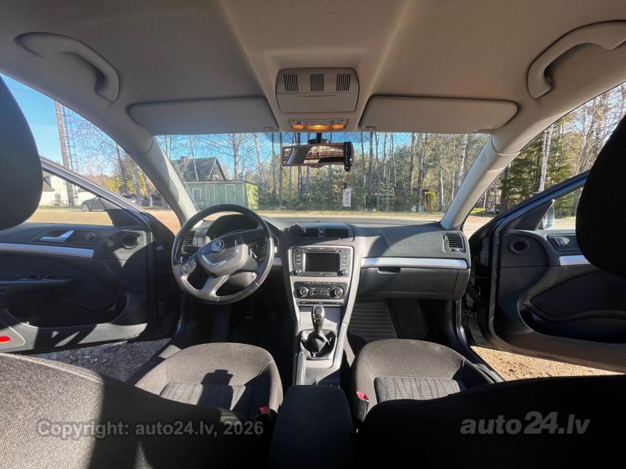 Grey Skoda Octavia 2011 in Tallinn, with an engine capacity of 1.40 L and mileage of 164 thousand km for 4000 €, photo 10 on AUTOMOTO.COM.LV