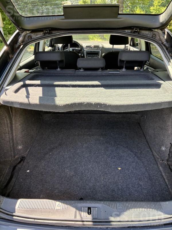 Grey Skoda Octavia 2011 in Aizkraukle, with an engine capacity of 1.60 L and mileage of 419 thousand km for 1800 €, photo 6 on AUTOMOTO.COM.LV