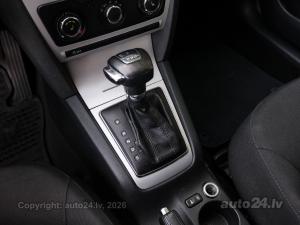 Pelēks Skoda Octavia 2011 Tallina, ar dzinēja tilpumu 1.60 L un nobraukumu 303 tūkst. km par 2900 €, foto 16 vietnē AUTOMOTO.COM.LV