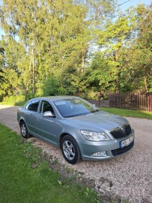 Pelēks Skoda Octavia 2011 Rīga, ar dzinēja tilpumu 1.40 L un nobraukumu 0 tūkst. km par 3800 €, foto  vietnē AUTOMOTO.COM.LV