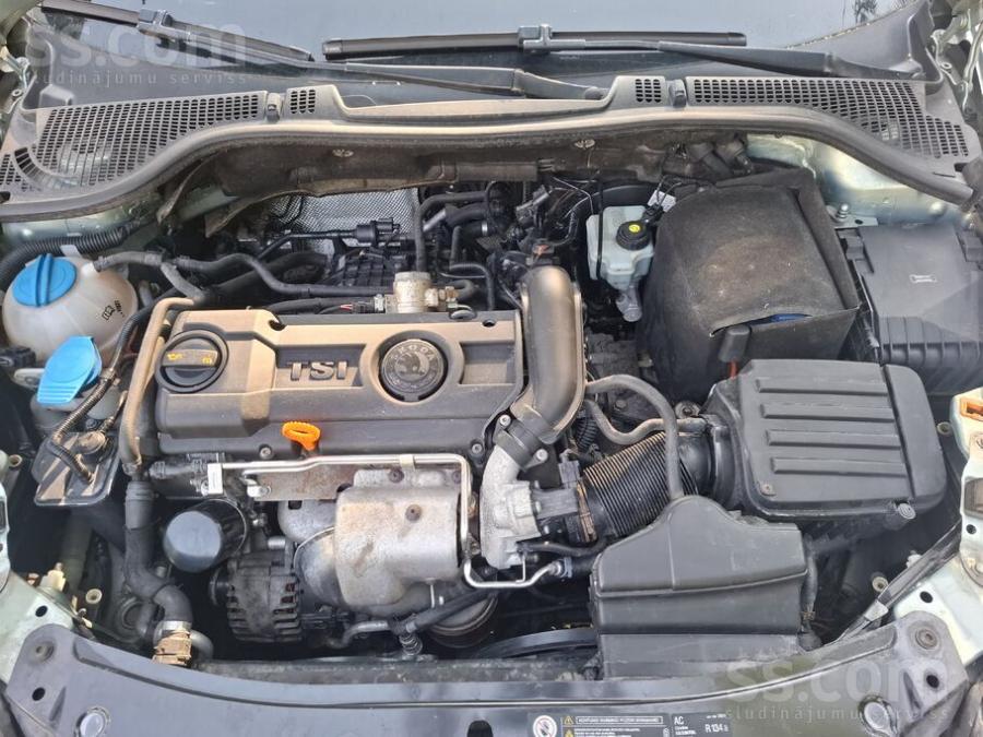 Grey Skoda Octavia 2011 in Riga, with an engine capacity of 1.40 L and mileage of 0 thousand km for 3800 €, photo 5 on AUTOMOTO.COM.LV