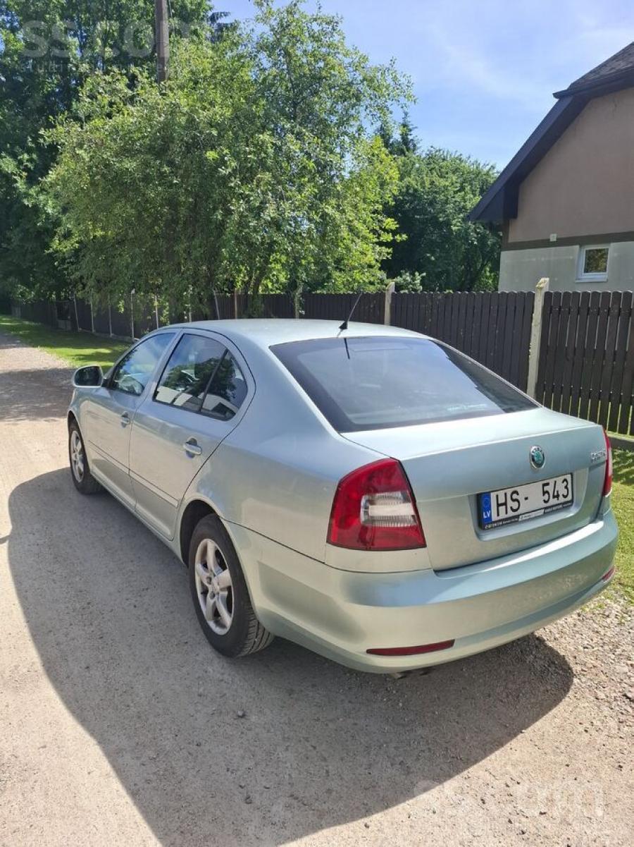 Grey Skoda Octavia 2011 in Riga, with an engine capacity of 1.40 L and mileage of 0 thousand km for 3800 €, photo 12 on AUTOMOTO.COM.LV