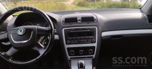 Grey Skoda Octavia 2011 in Jekabpils, with an engine capacity of 1.60 L and mileage of 418 thousand km for 1750 €, photo 10 on AUTOMOTO.COM.LV