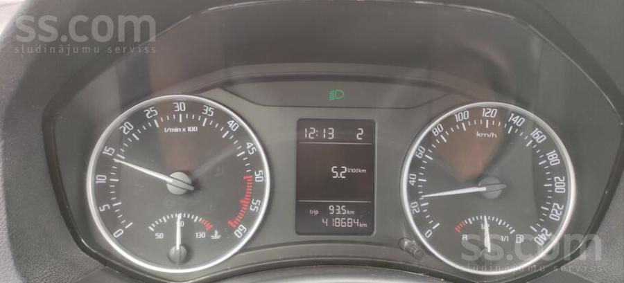 Grey Skoda Octavia 2011 in Jekabpils, with an engine capacity of 1.60 L and mileage of 418 thousand km for 1750 €, photo 14 on AUTOMOTO.COM.LV