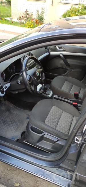 Grey Skoda Octavia 2011 in Jekabpils, with an engine capacity of 1.60 L and mileage of 418 thousand km for 1750 €, photo 15 on AUTOMOTO.COM.LV