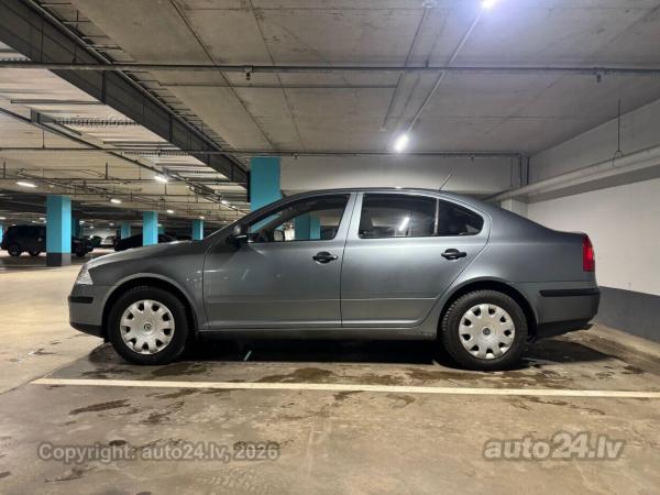 Grey Skoda Octavia 2012 in Tallinn, with an engine capacity of 1.60 L and mileage of 39 thousand km for 6199 €, photo 8 on AUTOMOTO.COM.LV