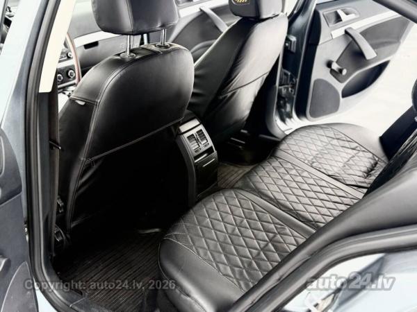 Grey Skoda Octavia 2012 in Tallinn, with an engine capacity of 1.20 L and mileage of 254 thousand km for 2499 €, photo 11 on AUTOMOTO.COM.LV