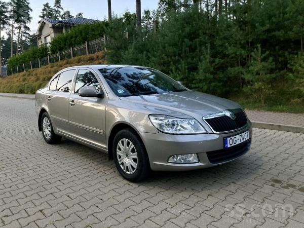 Pelēks Skoda Octavia 2012 Rīga, ar dzinēja tilpumu 1.80 L un nobraukumu 180 tūkst. km par 3990 €, foto 6 vietnē AUTOMOTO.COM.LV