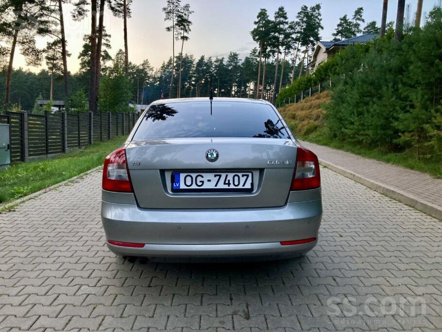 Grey Skoda Octavia 2012 in Riga, with an engine capacity of 1.80 L and mileage of 180 thousand km for 3990 €, photo 12 on AUTOMOTO.COM.LV