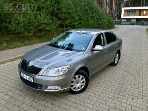 Grey Skoda Octavia 2012 in Riga, with an engine capacity of 1.80 L and mileage of 180 thousand km for 3990 €, photo 14 on AUTOMOTO.COM.LV