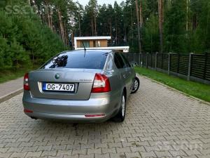 Grey Skoda Octavia 2012 in Riga, with an engine capacity of 1.80 L and mileage of 180 thousand km for 3990 €, photo 15 on AUTOMOTO.COM.LV