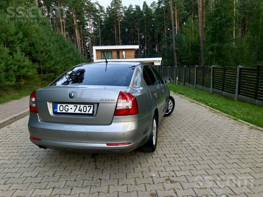 Grey Skoda Octavia 2012 in Riga, with an engine capacity of 1.80 L and mileage of 180 thousand km for 3990 €, photo 15 on AUTOMOTO.COM.LV