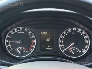 Pelēks Skoda Octavia 2012 Jelgava, ar dzinēja tilpumu 2.00 L un nobraukumu 144 tūkst. km par 4000 €, foto 10 vietnē AUTOMOTO.COM.LV