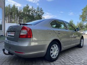 Grey Skoda Octavia 2012 in Jonava, with an engine capacity of 1.20 L and mileage of 215 thousand km for 3100 €, photo 5 on AUTOMOTO.COM.LV