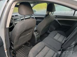 Pelēks Skoda Octavia 2012 Tukums, ar dzinēja tilpumu 1.60 L un nobraukumu 0 tūkst. km par 1000 €, foto 9 vietnē AUTOMOTO.COM.LV
