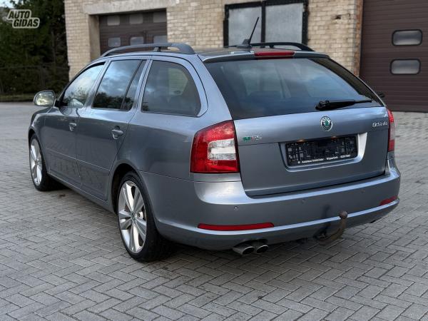 Grey Skoda Octavia 2012 in Kretinga, with an engine capacity of 2.00 L and mileage of 296 thousand km for 5600 €, photo 5 on AUTOMOTO.COM.LV