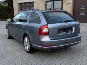 Grey Skoda Octavia 2012 in Kretinga, with an engine capacity of 2.00 L and mileage of 296 thousand km for 5600 €, photo 5 on AUTOMOTO.COM.LV