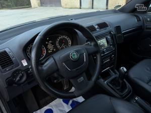 Grey Skoda Octavia 2012 in Kretinga, with an engine capacity of 2.00 L and mileage of 296 thousand km for 5600 €, photo 8 on AUTOMOTO.COM.LV