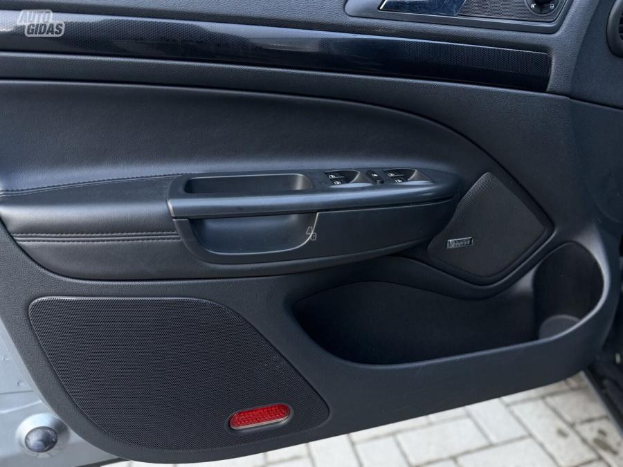 Grey Skoda Octavia 2012 in Kretinga, with an engine capacity of 2.00 L and mileage of 296 thousand km for 5600 €, photo 13 on AUTOMOTO.COM.LV