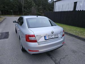 Pelēks Skoda Octavia 2013 Viļņa, ar dzinēja tilpumu 1.60 L un nobraukumu 430 tūkst. km par 3950 €, foto 11 vietnē AUTOMOTO.COM.LV