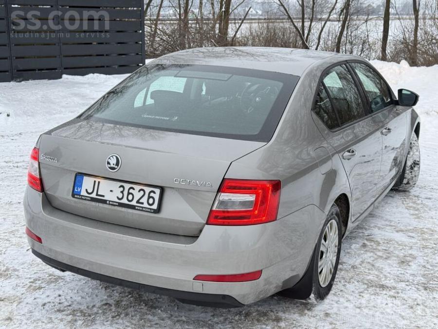 Pelēks Skoda Octavia 2013 Rīga, ar dzinēja tilpumu 1.20 L un nobraukumu 224 tūkst. km par 5900 €, foto 9 vietnē AUTOMOTO.COM.LV