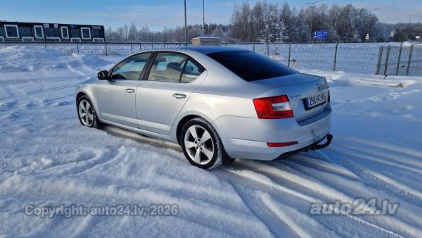 Pelēks Skoda Octavia 2013 Tallina, ar dzinēja tilpumu 1.60 L un nobraukumu 295 tūkst. km par 5500 €, foto 4 vietnē AUTOMOTO.COM.LV