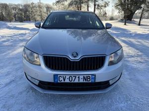 Grey Skoda Octavia 2013 in Taurage, with an engine capacity of 1.60 L and mileage of 317 thousand km for 4600 €, photo 3 on AUTOMOTO.COM.LV