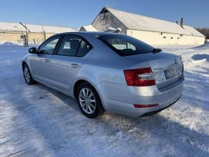 Grey Skoda Octavia 2013 in Taurage, with an engine capacity of 1.60 L and mileage of 317 thousand km for 4600 €, photo 5 on AUTOMOTO.COM.LV