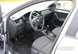 Pelēks Skoda Octavia 2013 Rapla, ar dzinēja tilpumu 1.20 L un nobraukumu 241 tūkst. km par 4850 €, foto 9 vietnē AUTOMOTO.COM.LV