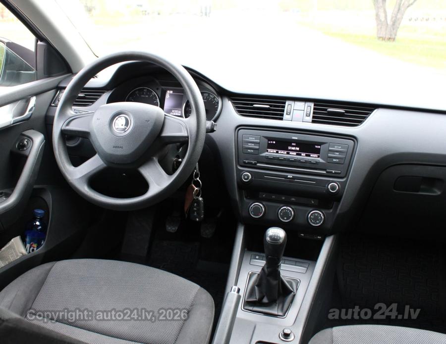 Pelēks Skoda Octavia 2013 Rapla, ar dzinēja tilpumu 1.20 L un nobraukumu 241 tūkst. km par 4850 €, foto 12 vietnē AUTOMOTO.COM.LV